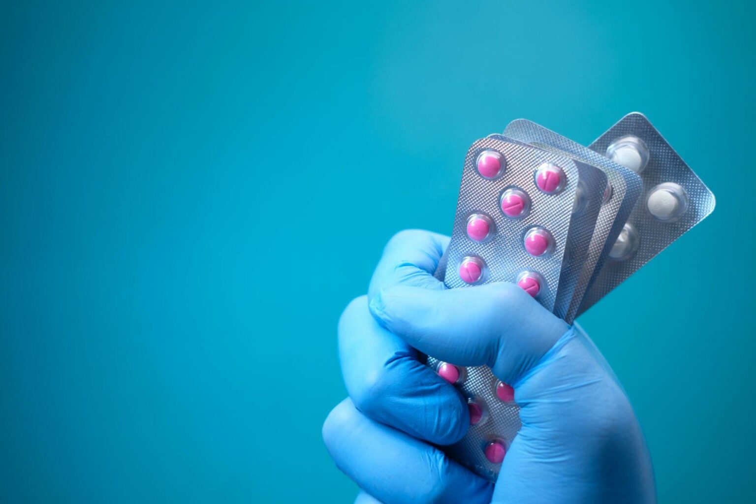 4 Types of Injection Medication for Age-Related Macular Degeneration ...